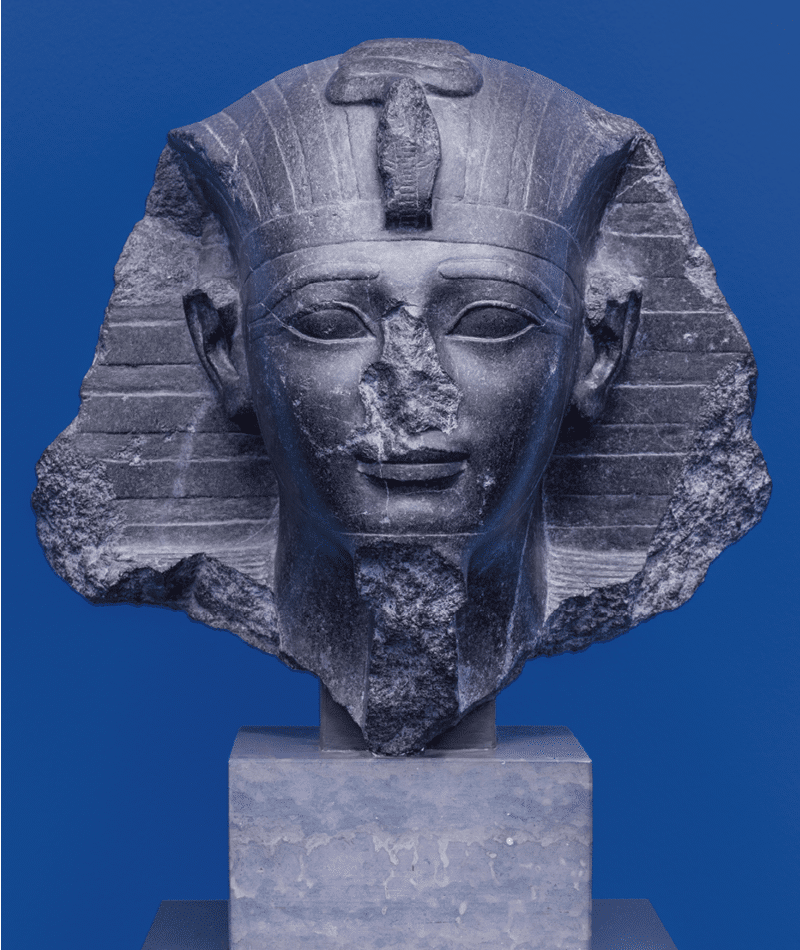 The grave of Pharaoh Amenhotep II (Exhibition) - Budapest Guide