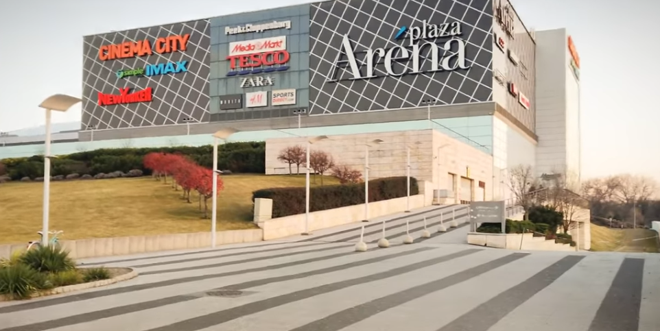 Arena Plaza - Budapest Guide